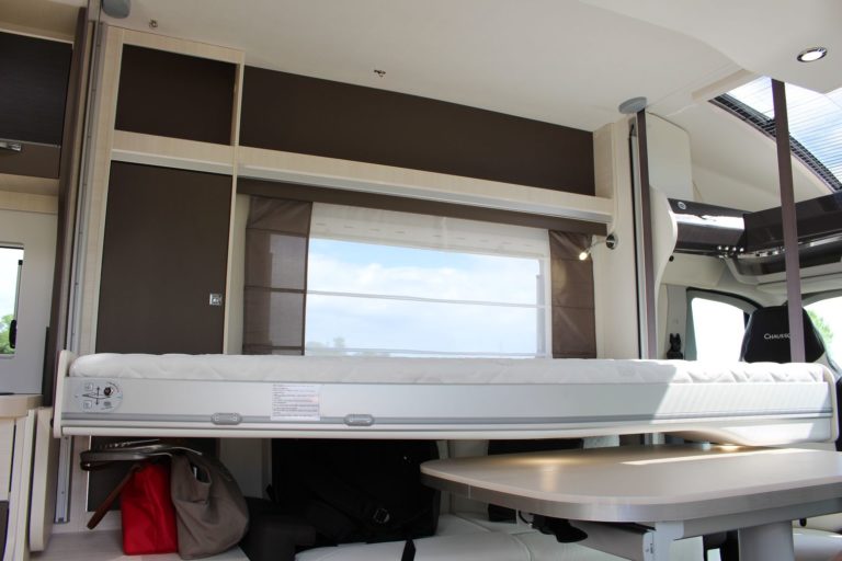 Nouveautés 2017 : Chausson 630 Welcome, la part belle aux lits jumeaux ...